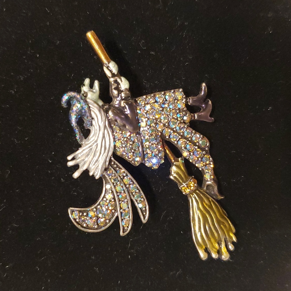 Kirks Folly Rhinestone Witch On Broom Brooch Marked O… - Gem
